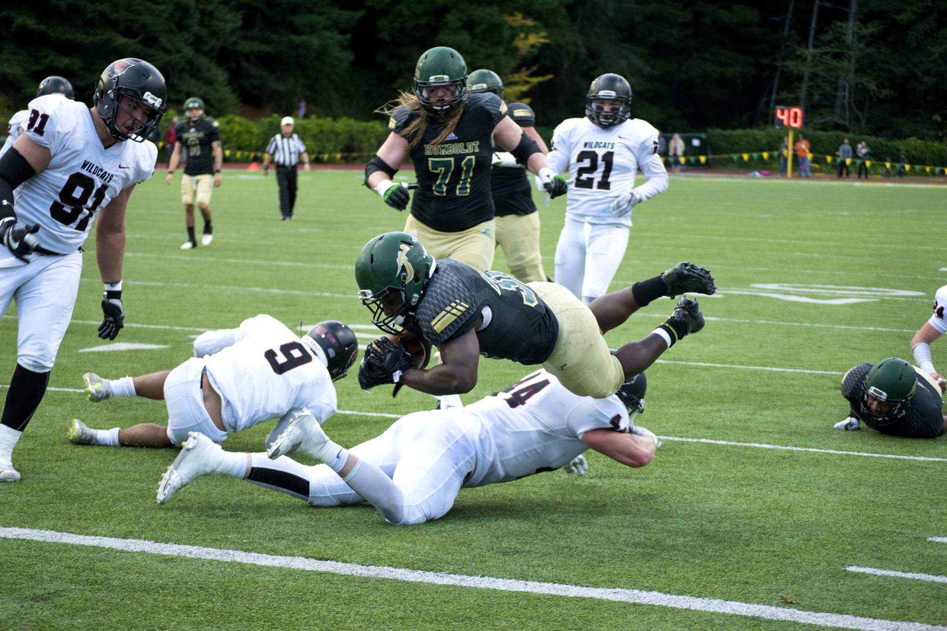 A Local’s Perspective on HSU Football – The Lumberjack